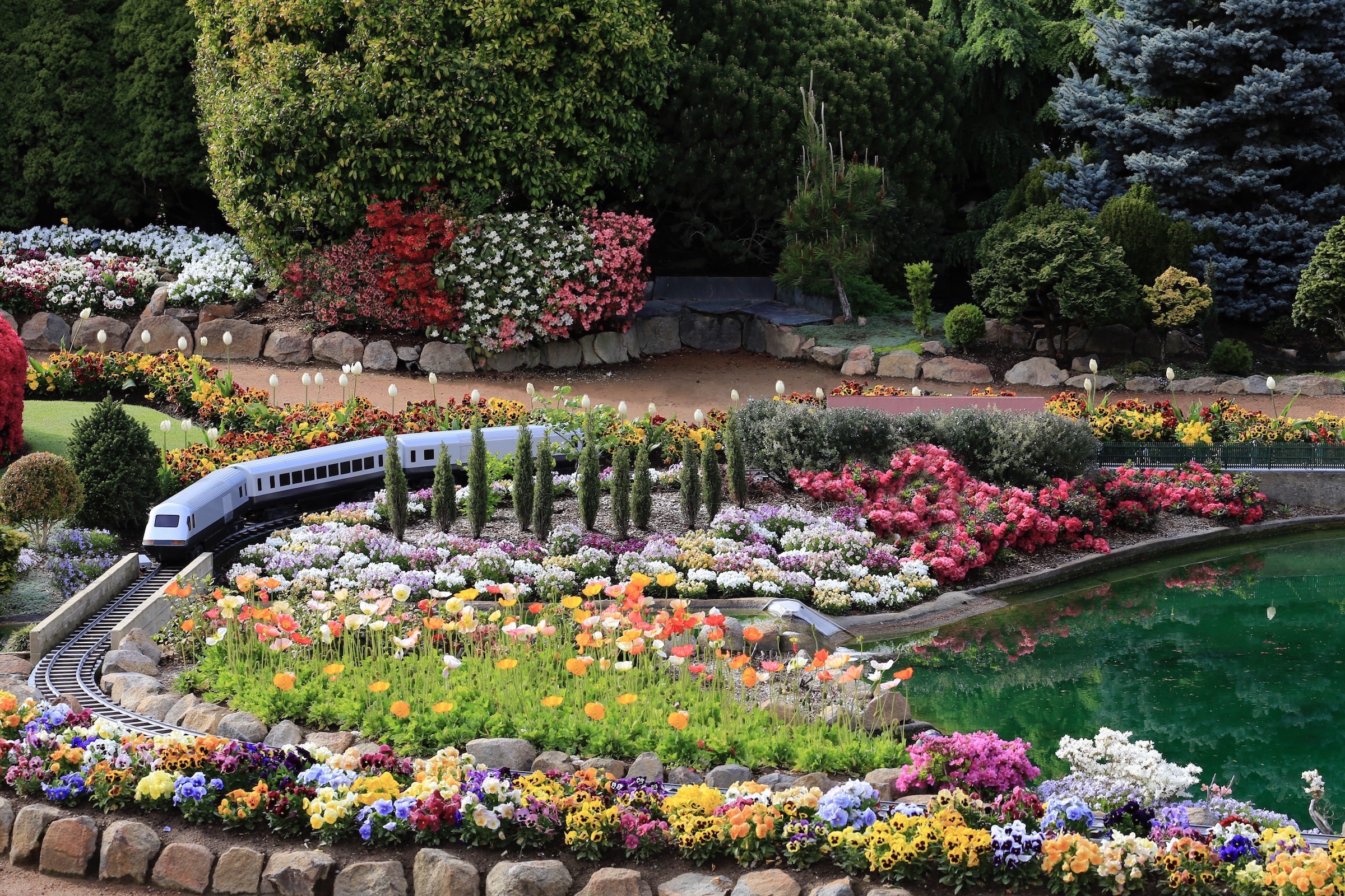 Cockington Green Gardens - Sydney Melbourne Touring